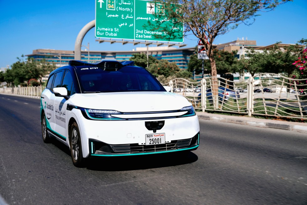 Apollo Go gets autonomous driving test licences in Dubai – Entelechy Asia